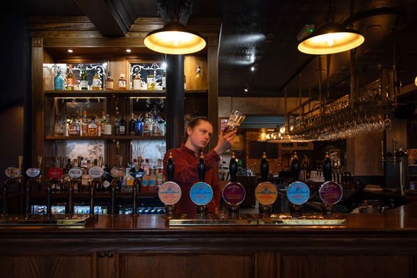 Food & Drink at The Spring Grove Pub, Kingston | View Our Menus