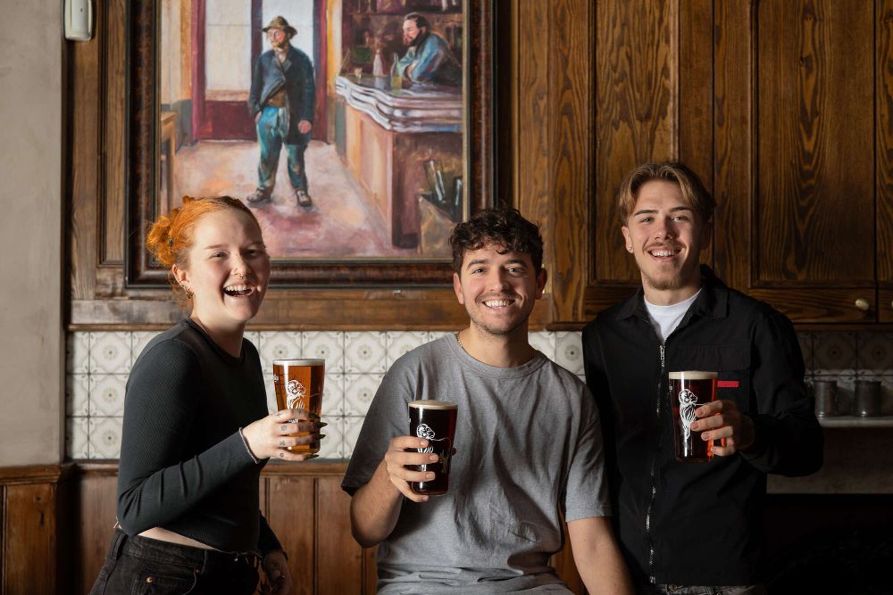 Pub & Restaurant in Kingston | Spring Grove | Young's Pubs